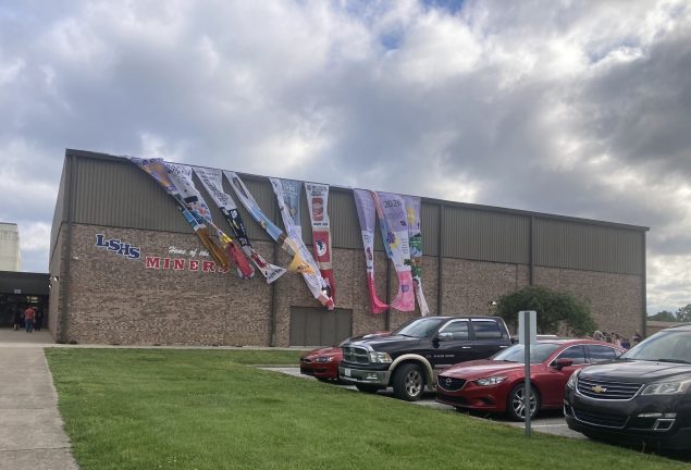 Linton-Stockton High School’s Senior Sheets tradition takes flight ...